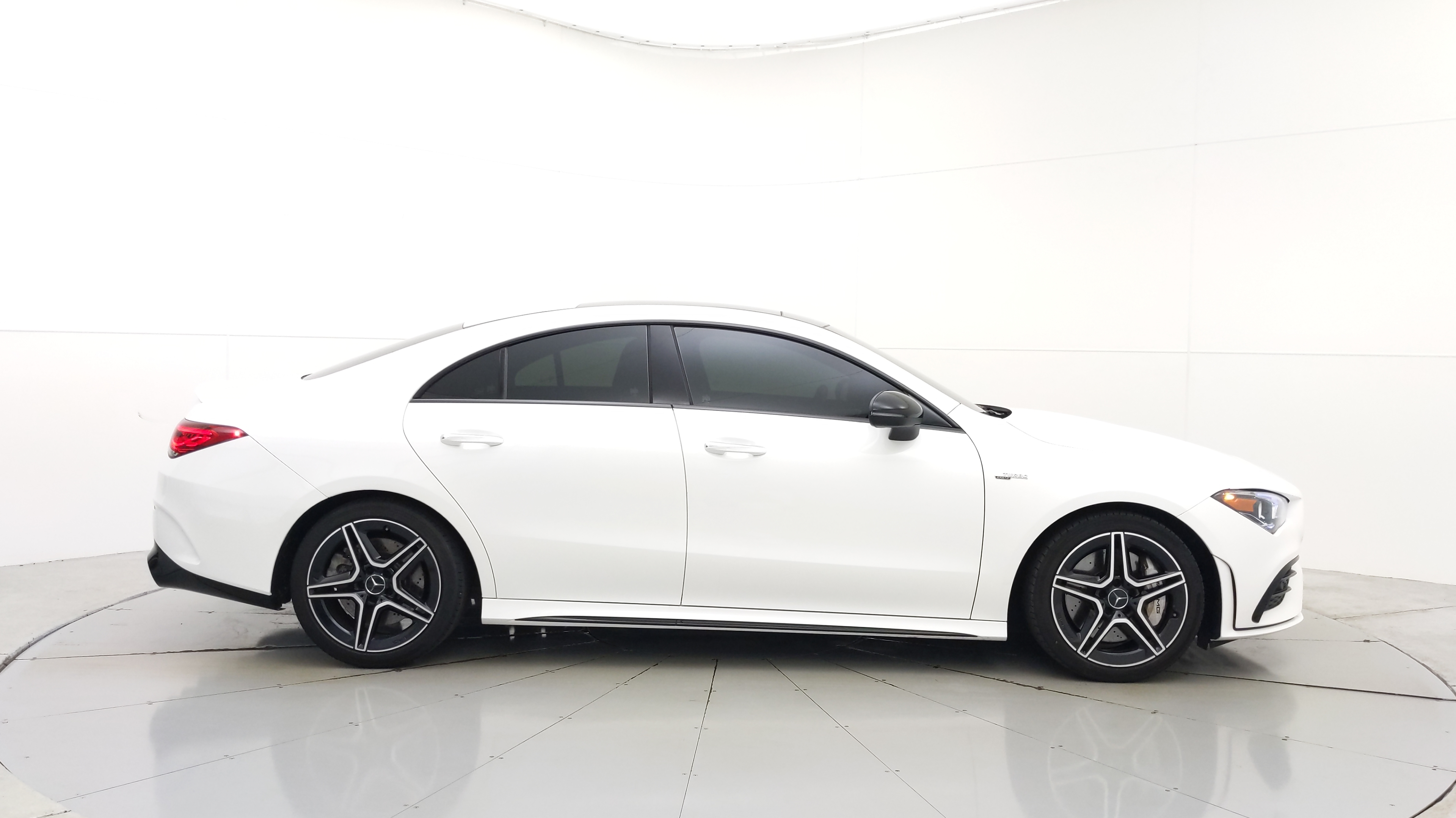 2022 Mercedes Cla White