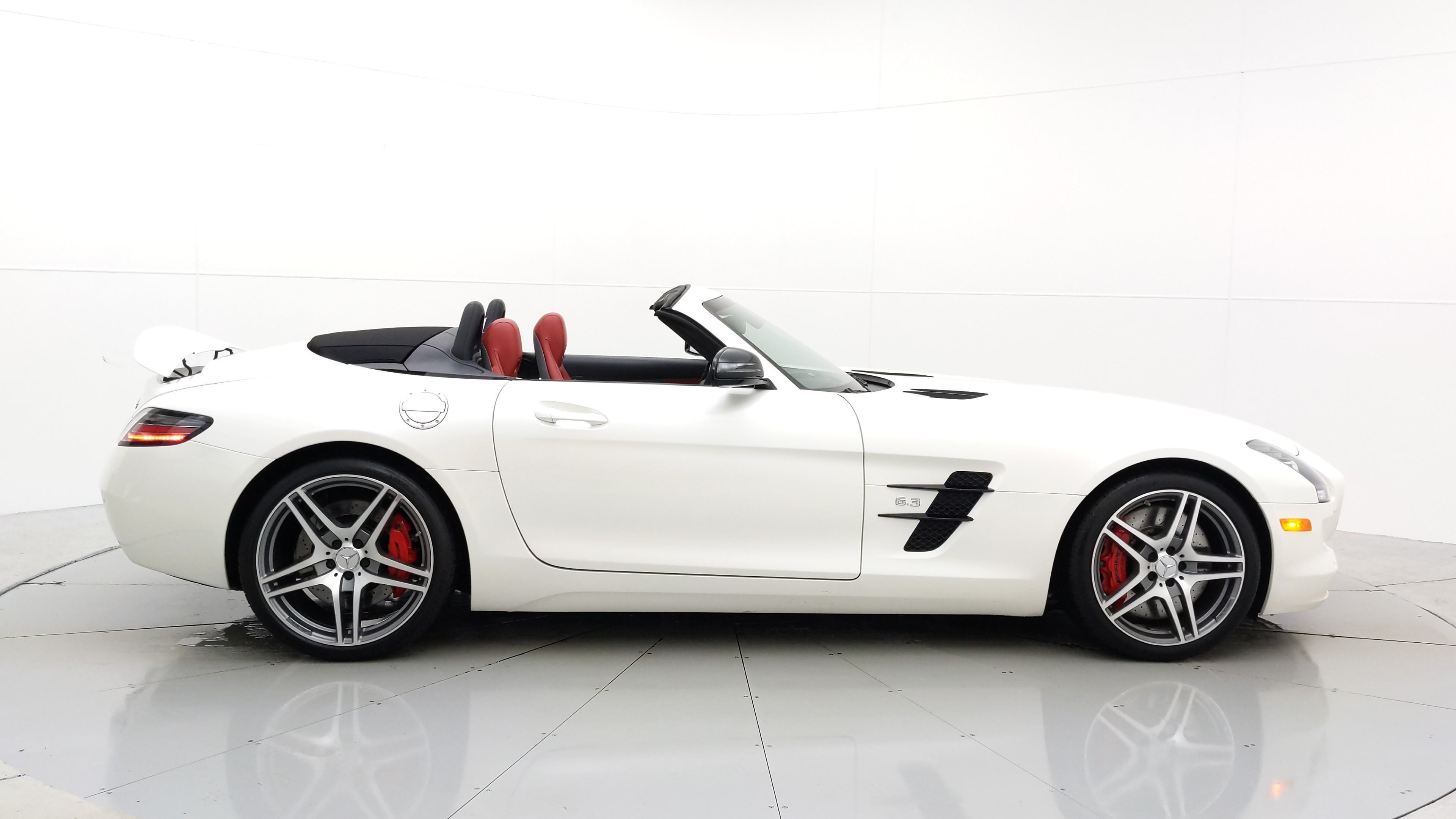 Mercedes Benz Sls Amg White